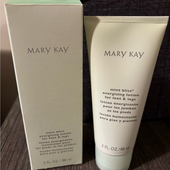 Mary Kay | Skincare | Mary Kay Mint Bliss Footleg Cream | Poshmark